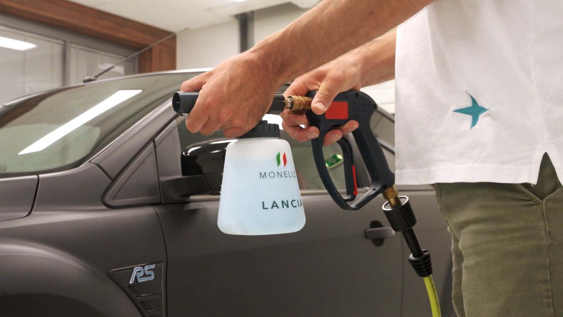 Je matte lak weer als nieuw: tips, tricks en producten - Carclean.com blog